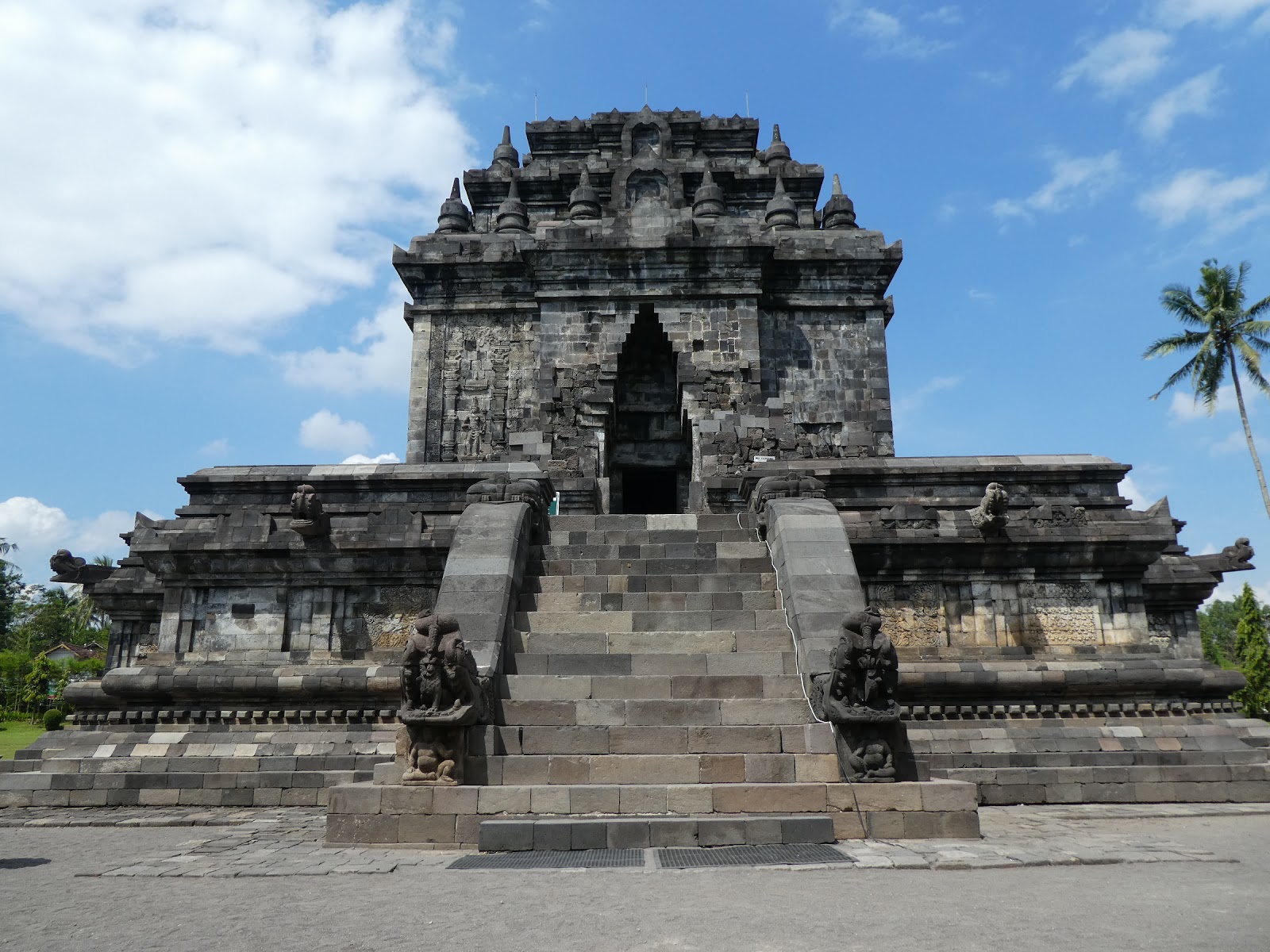 WEBS OF SIGNIFICANCE: The ancient Buddhist temple known as Candi Mendut ...