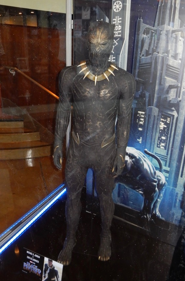 Hollywood Movie Costumes and Props: Black Panther's Erik Killmonger ...