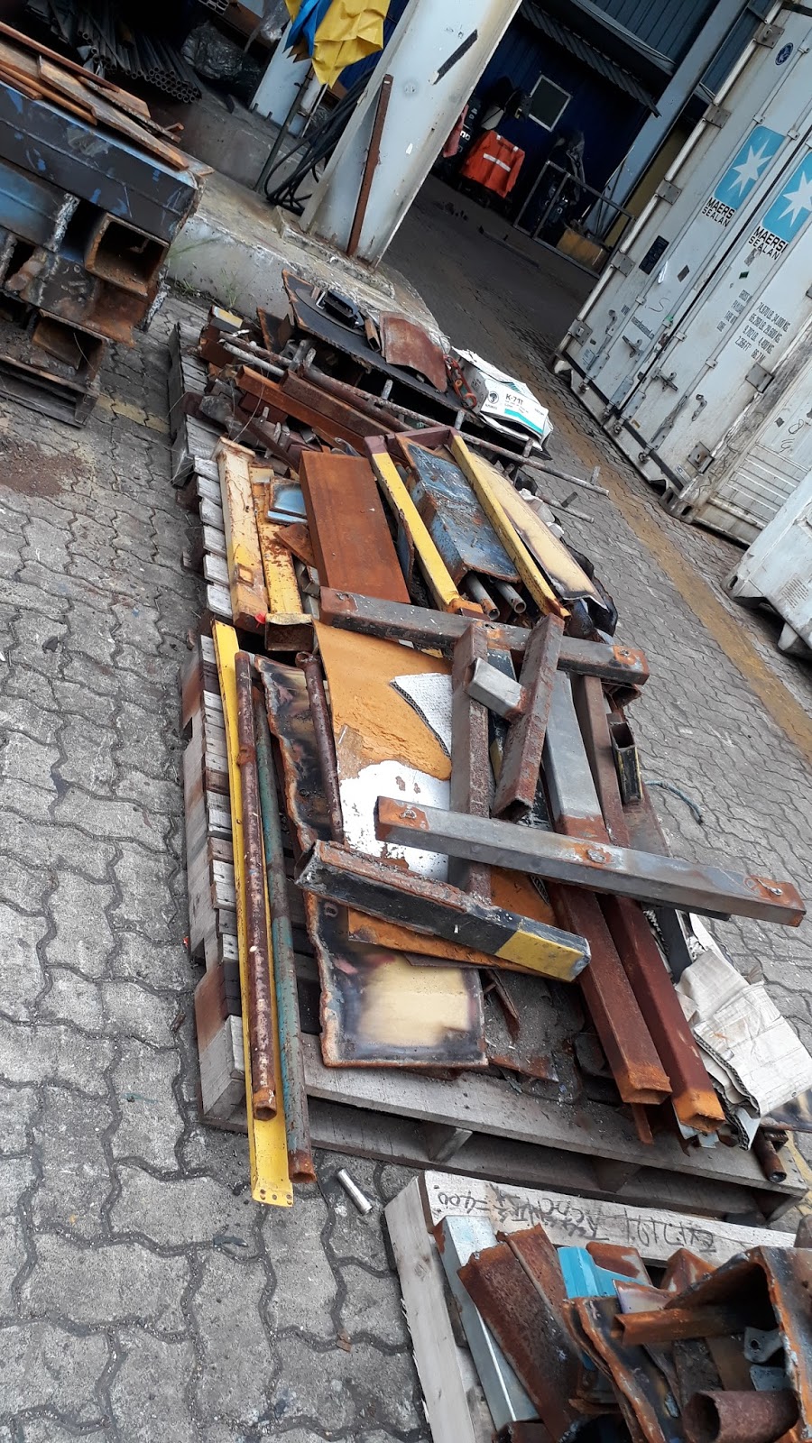 Reefer Container Special Custom Tools - From Scrap Metal To Special ...