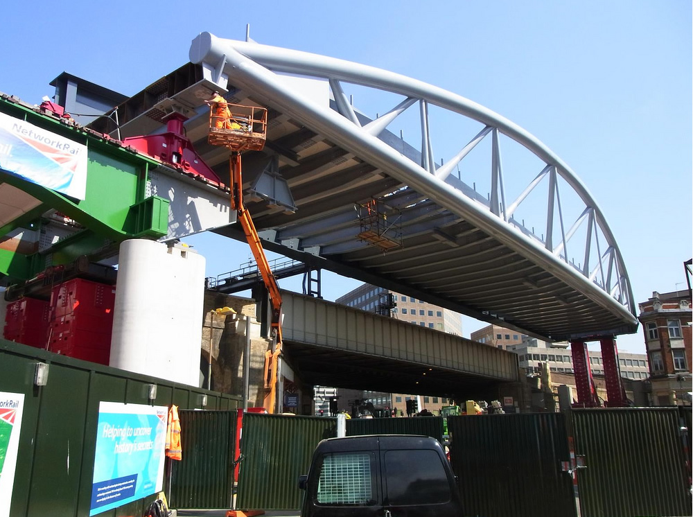 The Borough Bridge Move - London Reconnections