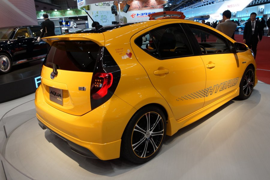 Peluncuran Toyota Aqua dan Modifikasi Toyota Aqua | Modifikasi Otomotif