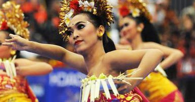 Keunikan Tari Pendet dan gerakan Tarian Pendet Tradisional Bali - seni ...