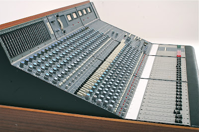 balance blog: Neve 5315