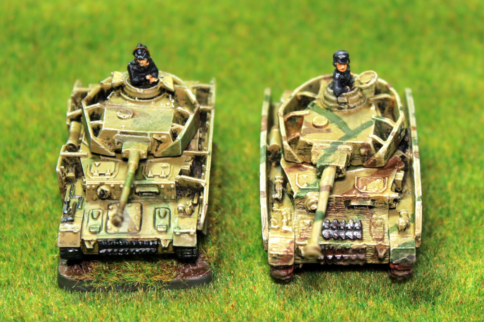 BigLee's 'Miniature Adventures': Forged in Battle Panzer IV's