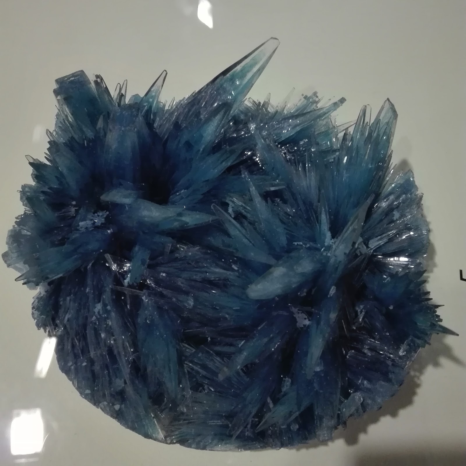 Nuestro Mundo: Cristales: Un mundo por descubrir