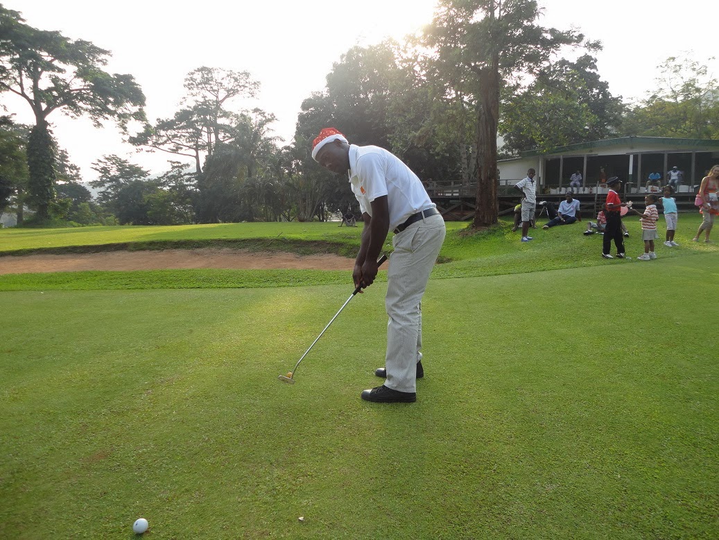 ECOLE DE GOLF - GOLF CLUB DE YAOUNDE, CAMEROUN: Compétition de Noël ...