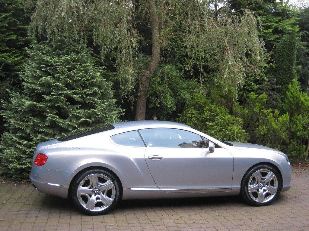 Thomson Car Reviews: Bentley Continental GT