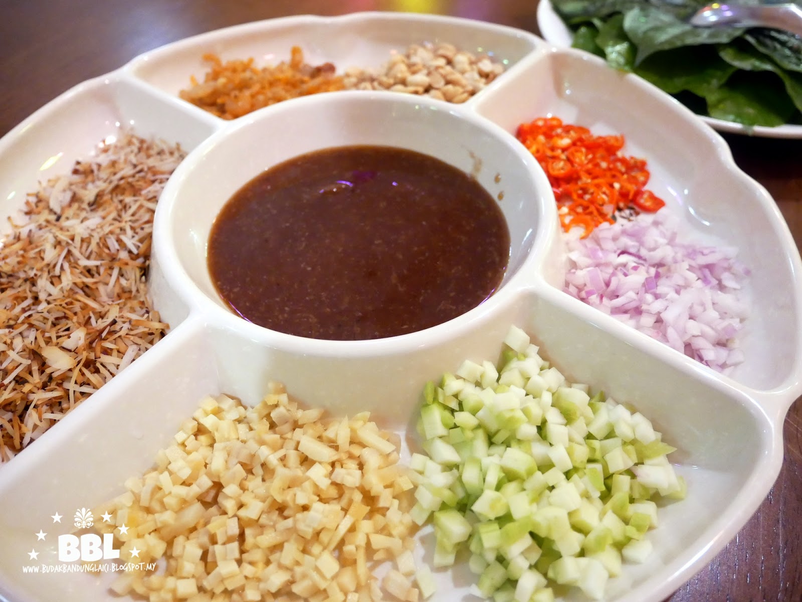 Dinner Selera Thai Di Mueang Kao Thai Cuisine, PJ - Budak Bandung Laici