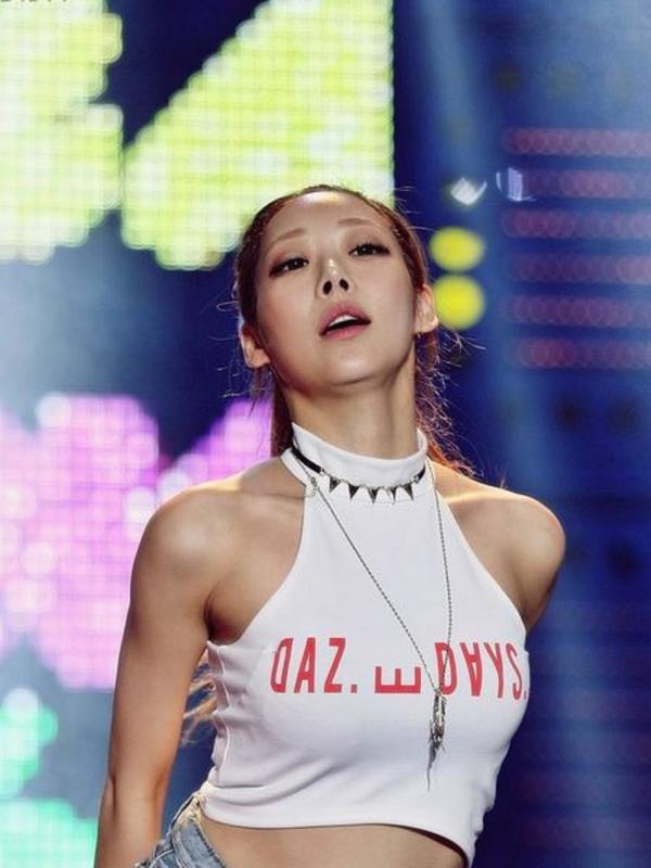 TOP HOT GIRLS: Eunsol and Sexy Power of Bambino