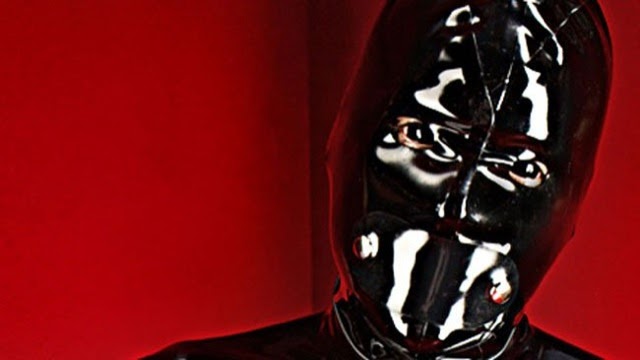 omgzREALLYtim: rubber man