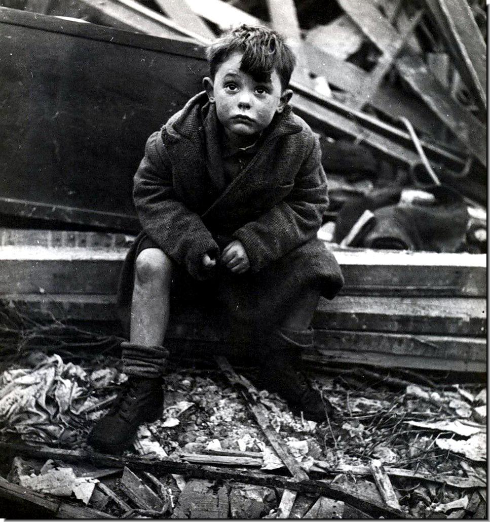 HISTORY IN IMAGES: Pictures Of War, History , WW2: Hitler's Vengeance ...