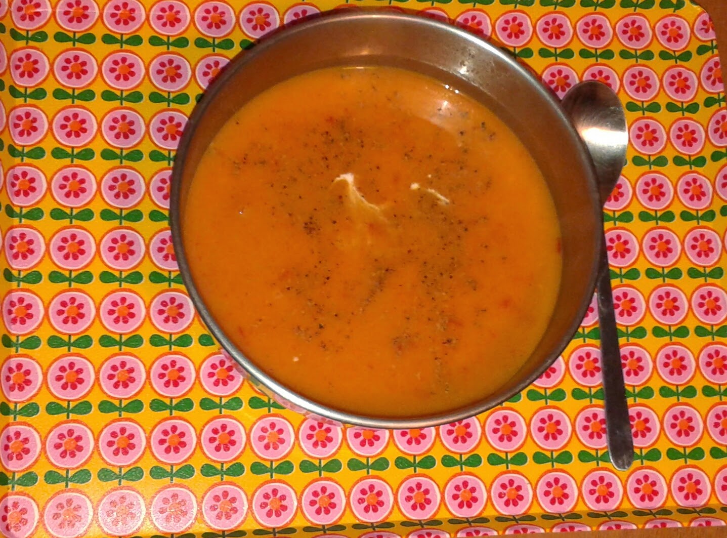 Red velvet cold soup - style en mi opinion