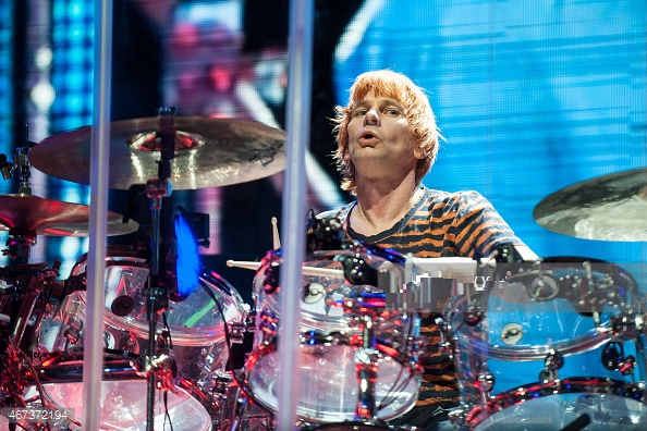 BEATLES MAGAZINE: ZAK STARKEY AND SINGER SSHH HAVE TEAMED WITH MEMBERS ...