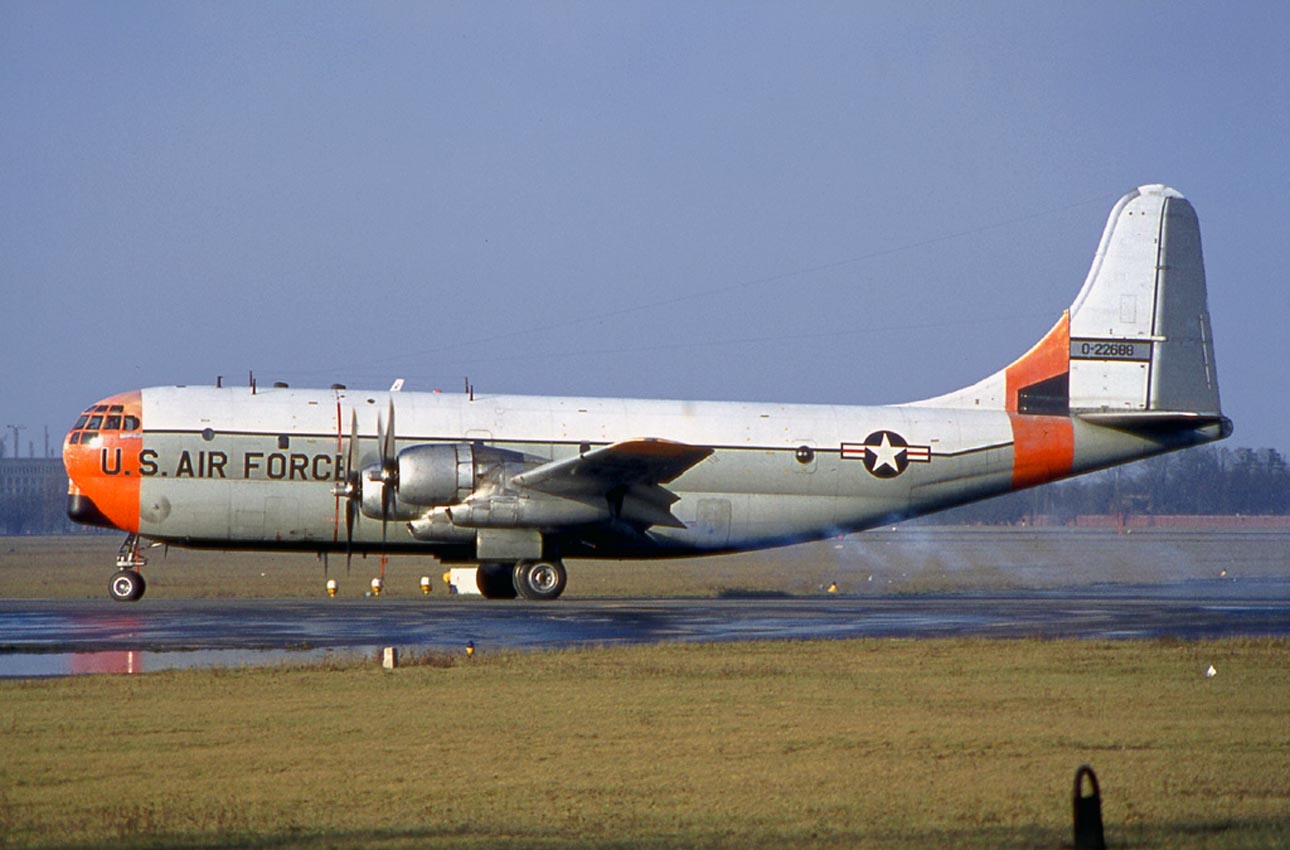 nhungdoicanh: Boeing C-97 Stratofreighter