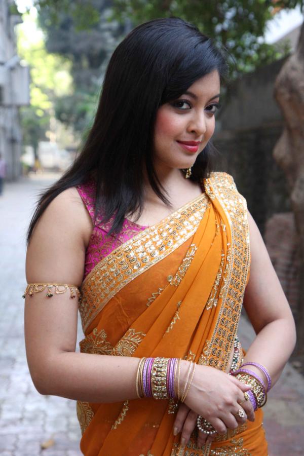 Hollywood, bollywood, tollywood, kollywood: Thanu Sree Datta Hot Stills ...