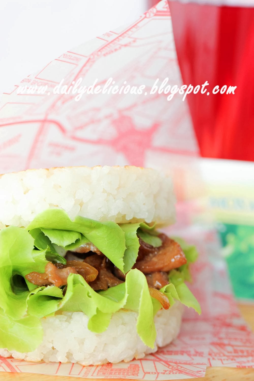 dailydelicious thai: Home Made Mos Burger style burger: Rice burger ...