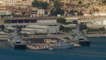 Asian Defence News: Algerian Naval base (Mers-el-Kébir) 5 kilo class ...