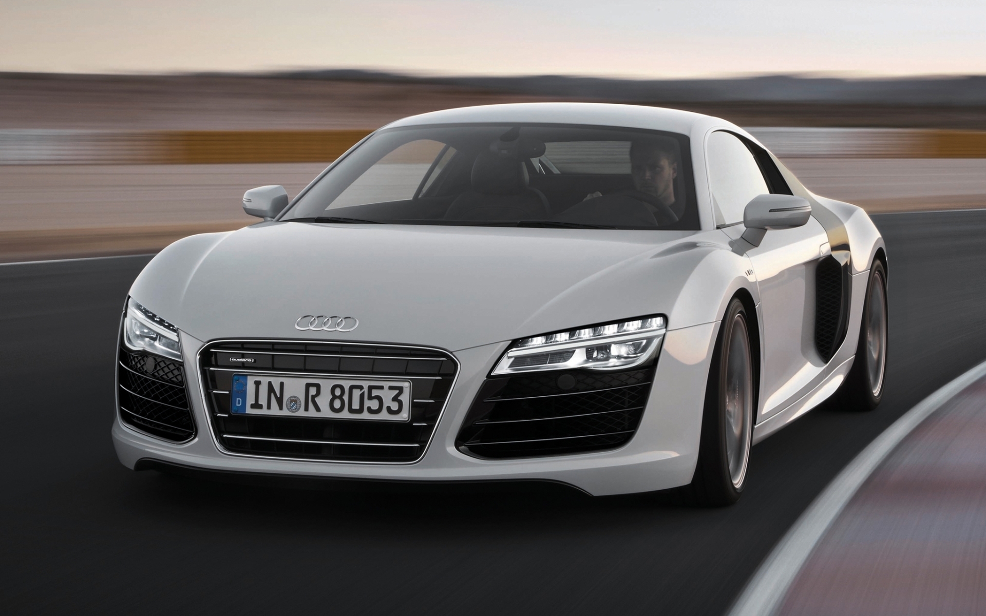 Carro Deportivo Audi R8 V10 | Carros USA