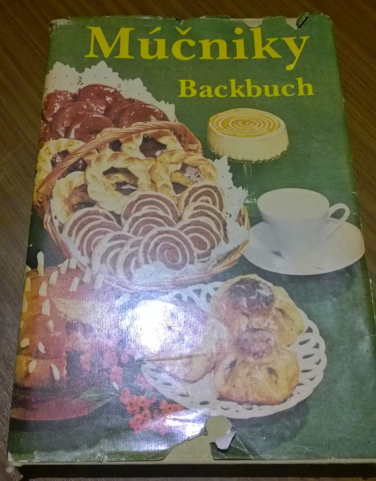 [Buchvorstellung] Mucniky - Backbuch von Mária Hajoková