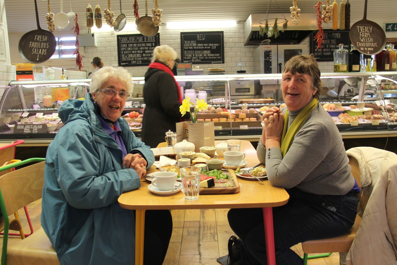 RUPALI DEAN -TRAVELLER AND FOODIE: A FARM SHOP EXPERIENCE IN WALES