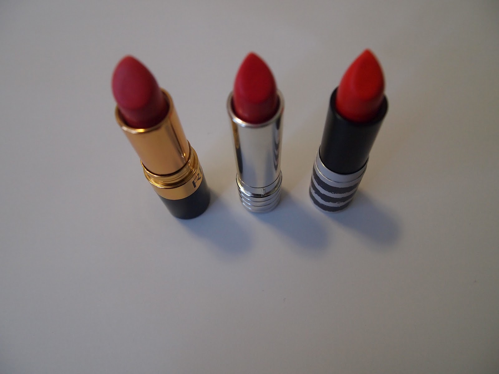 Sophie's Maze: Bright coral and orange lips feat. Clinique Runway Coral