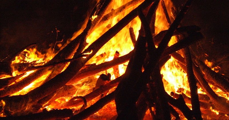 NativeCatholic: Catholic Tradition of Lighting Bonfires