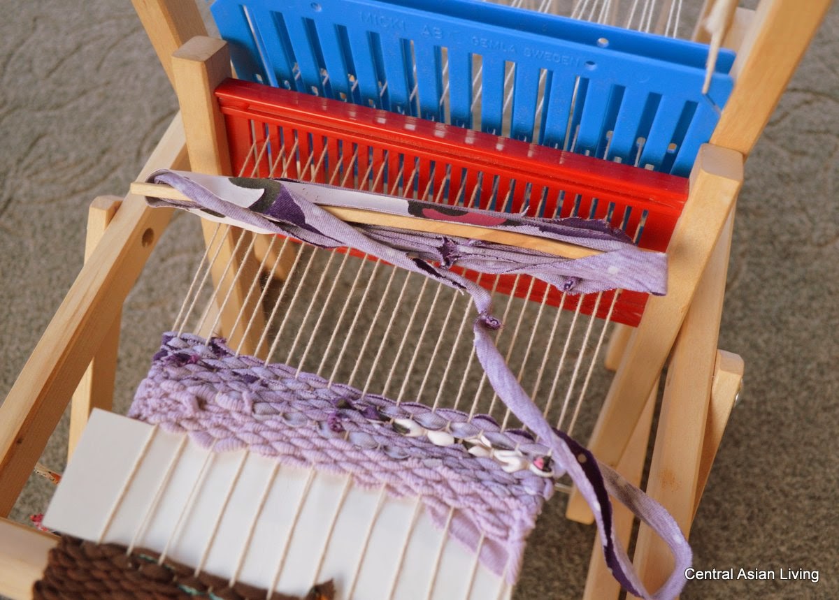 Central Asian Living: Finnish weaving loom for kids