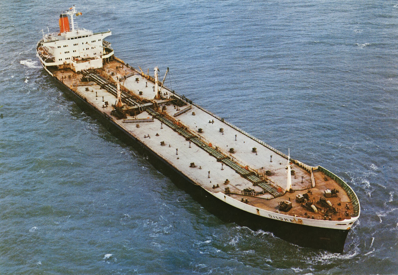 'ZIEN EN WETEN': DILOMA M.S. SHELL TANKERS B.V. (DEEL 1-A)