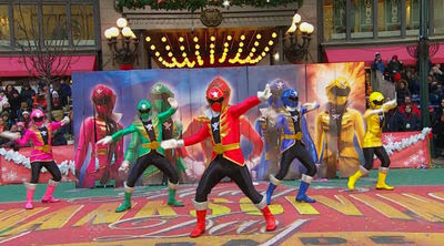 Power Rangers Super Megaforce in Macy’s Thanksgiving Day Parade 2013 ...