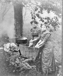 Hickery Holler Farm: Laundry Days of Old