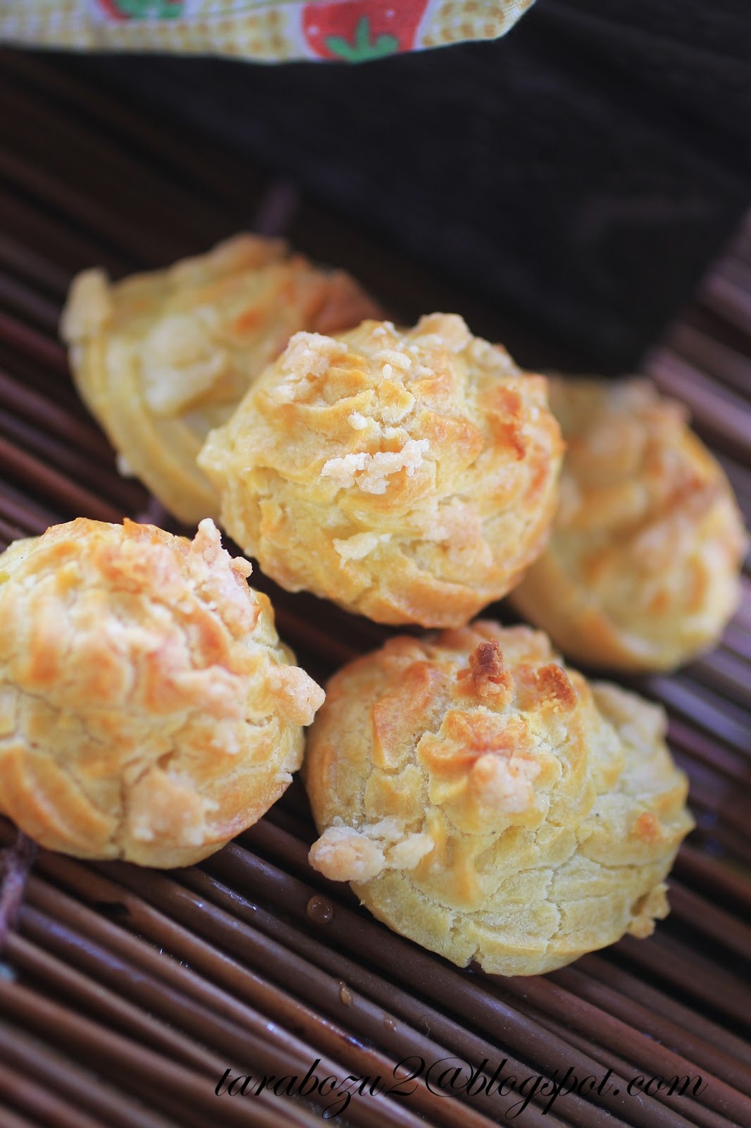 JAPANESE CRISPY CREAM PUFF | AIR TANGAN ZUHAIDA