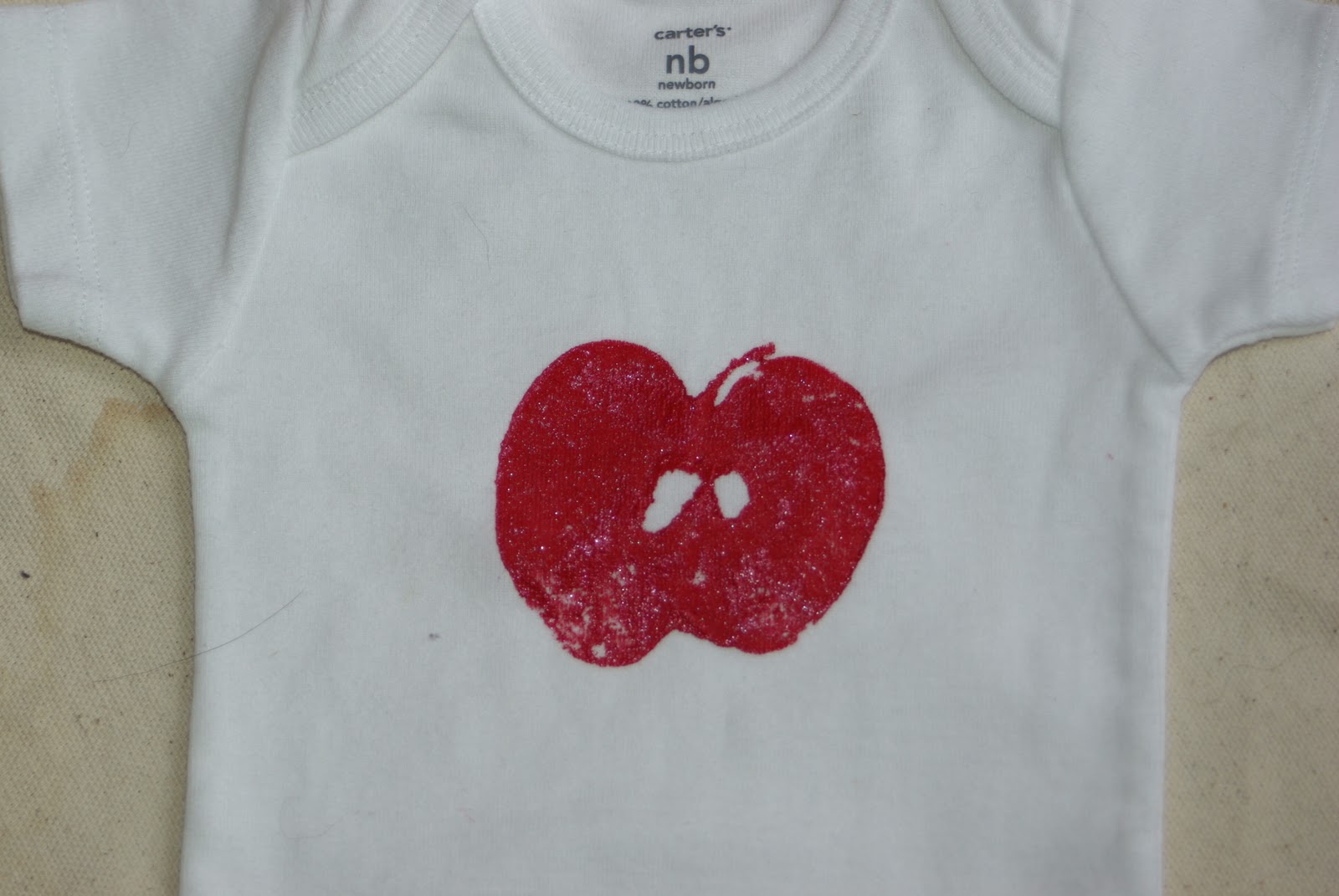 Lemonade and Lollypops: Apple Stamping Tutorial