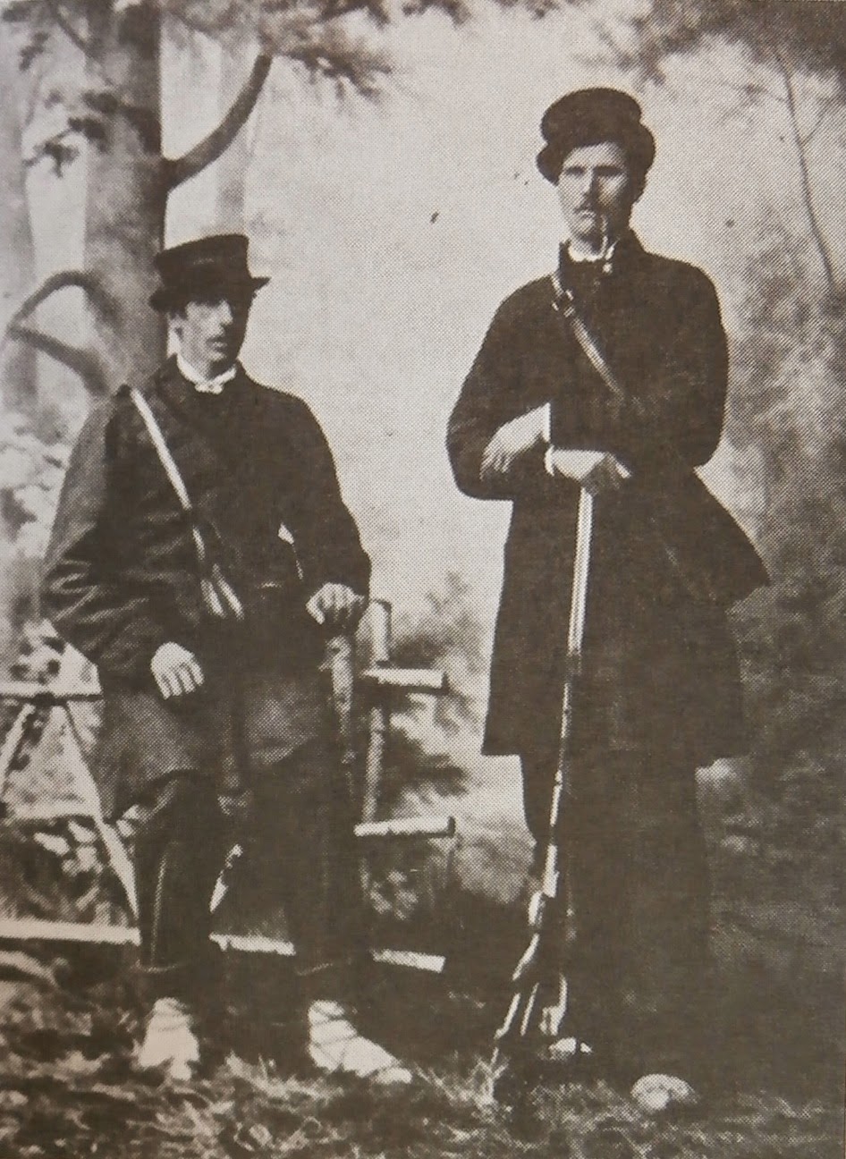 Kurpie - historia i trwanie: O tym jak Kurpie dawniej fajkę palili