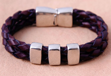 Fashion Hairstyles: beautiful bracelets