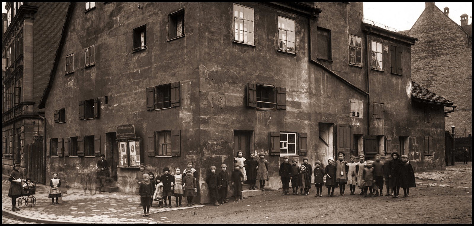 88 Rare and Amazing Historical Photographs of Nuremberg, Germany in the ...