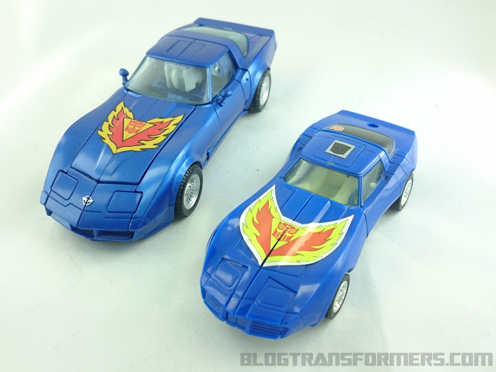 Blog Transformers.com: 1303: Masterpiece MP-25 Tracks