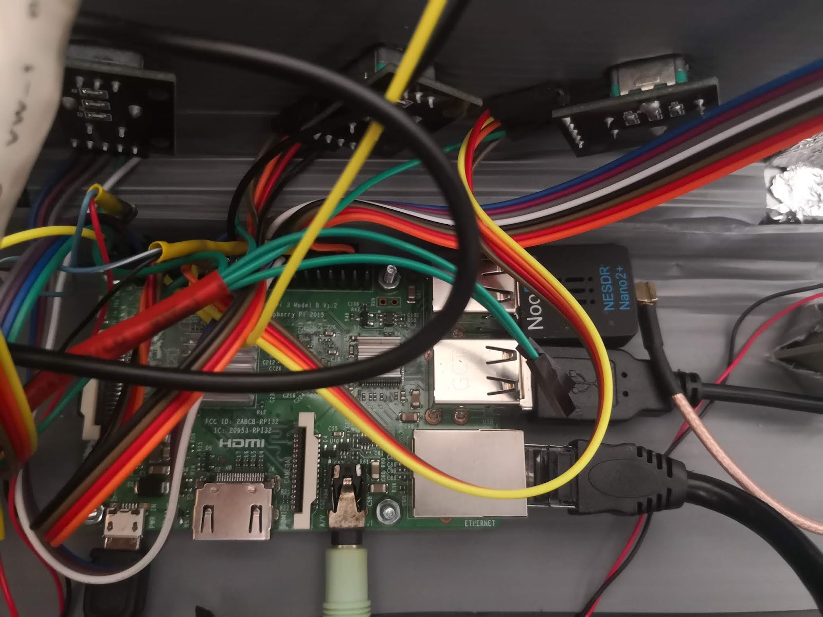 IU2MEH: RaspBRadio - A Raspberry Pi and RTL-SDR Based Boombox