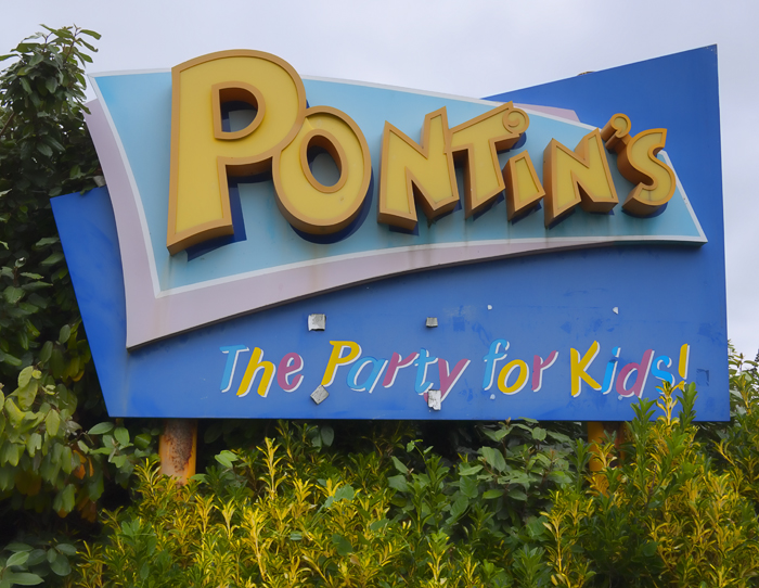 Caroline Fraser - an ordinary life: Undercover at Camber Sands