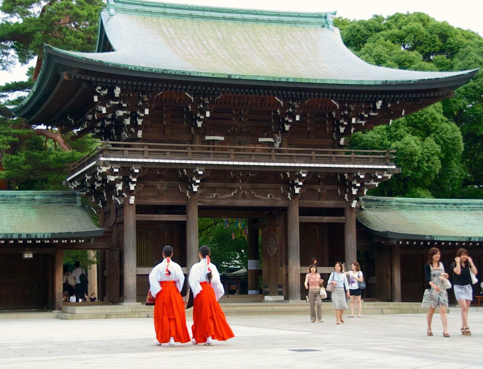 Pinoy Gazette: Meiji Jingu: Tokyo’s Most Popular Shinto Shrine