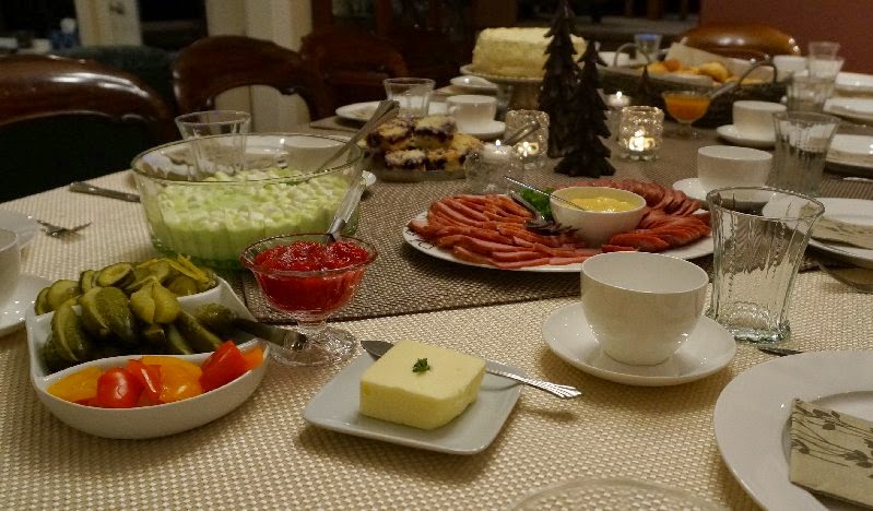 Mennonite Girls Can Cook: Saturday in Bev's Kitchen - Vaspa (Vesper)