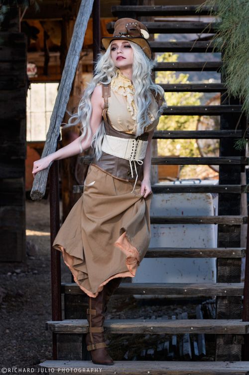 Steampunk Fashion Guide: Steampunk Color Palette: Warm Neutrals