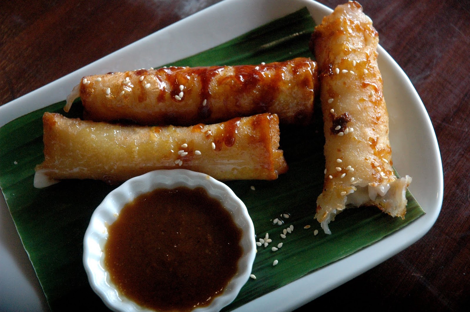 DUDE FOR FOOD: #TheGutomIsReal: Go All Out at Takaw! Filipino Eatery