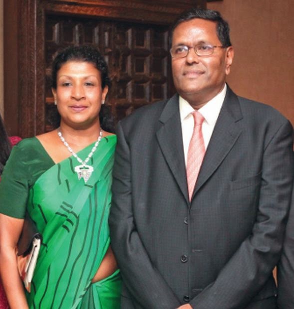 Lanciburuwa - ලන්සිබුරුවා: Govt’s Mr. Moneybags Nadesan Stops ...