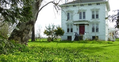 So far this morning: Exploring - *Snowball Mansion*