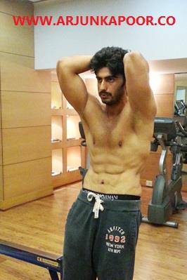 Hot Body Shirtless Indian Bollywood Model & Actor: Arjun Kapoor
