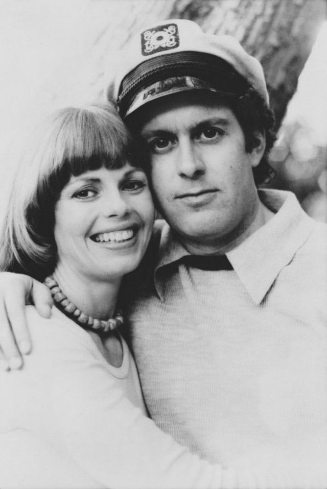 20 Lovely Vintage Photographs of ’70s Duo Captain & Tennille ~ Vintage ...