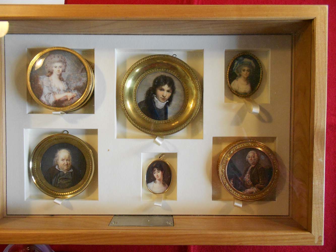 A Private Portrait Miniature Collection: MINIATURE COLLECTORS MEET IN PARIS
