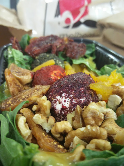 Food Delivery Confusion No More: Call Up Bou Melhem!