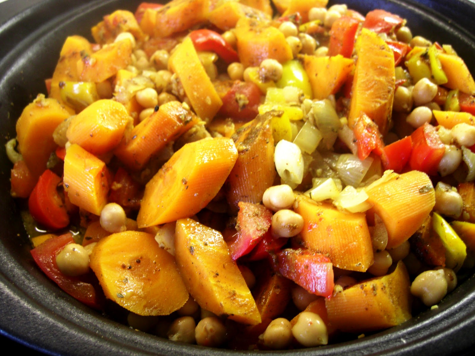 Veganine: Marokkanisch: Tajine mit Kichererbsen