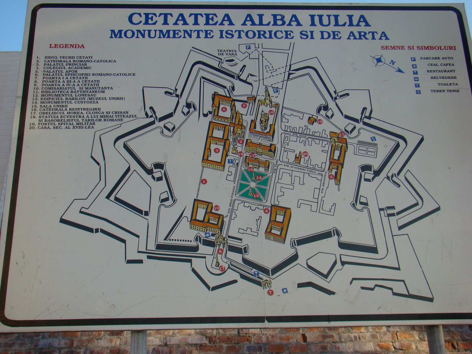 Haihui prin Lume : Cetatea Alba Iulia